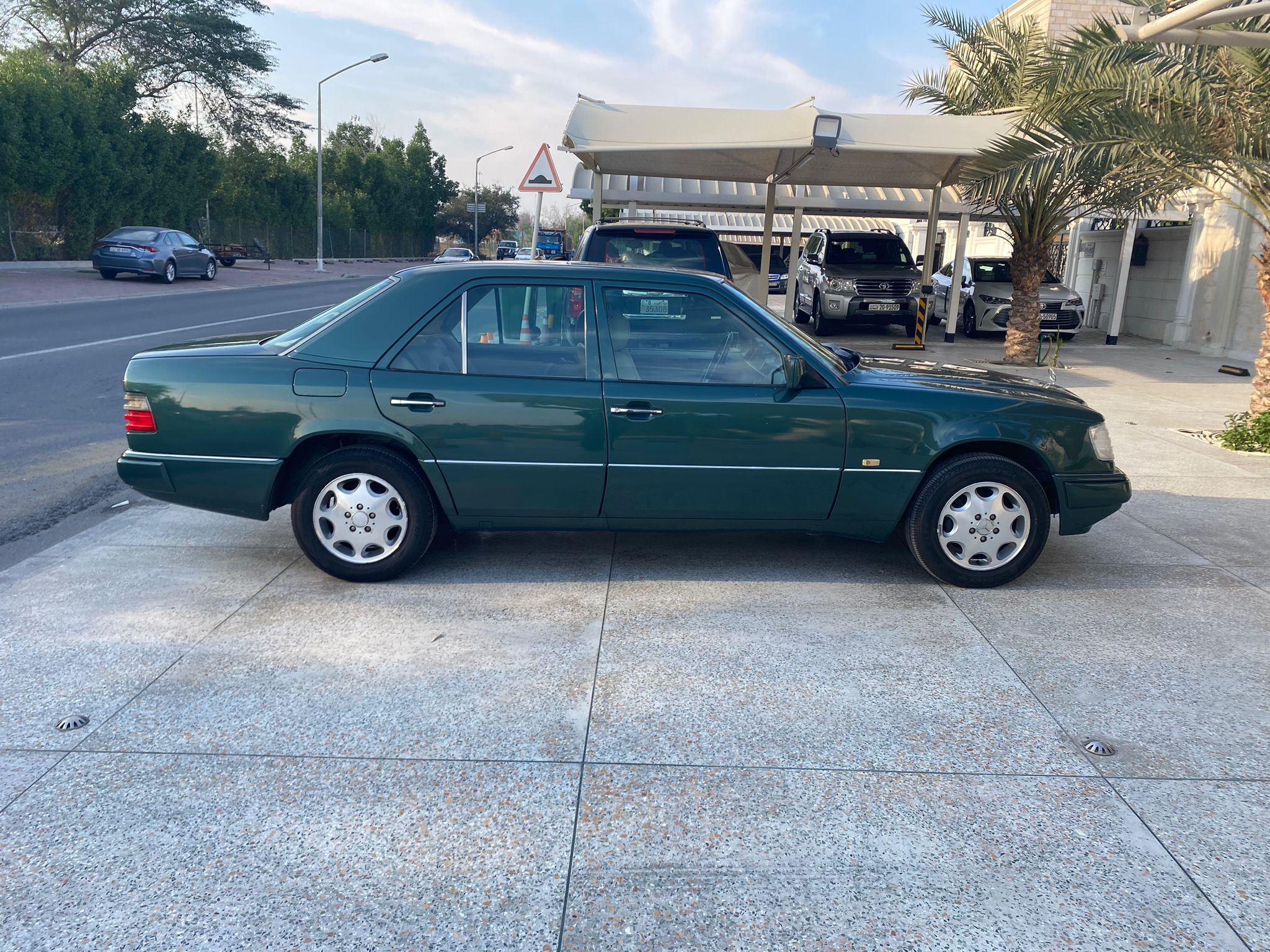 Motorgy | Mercedes-Benz؜ E220؜ 1995
