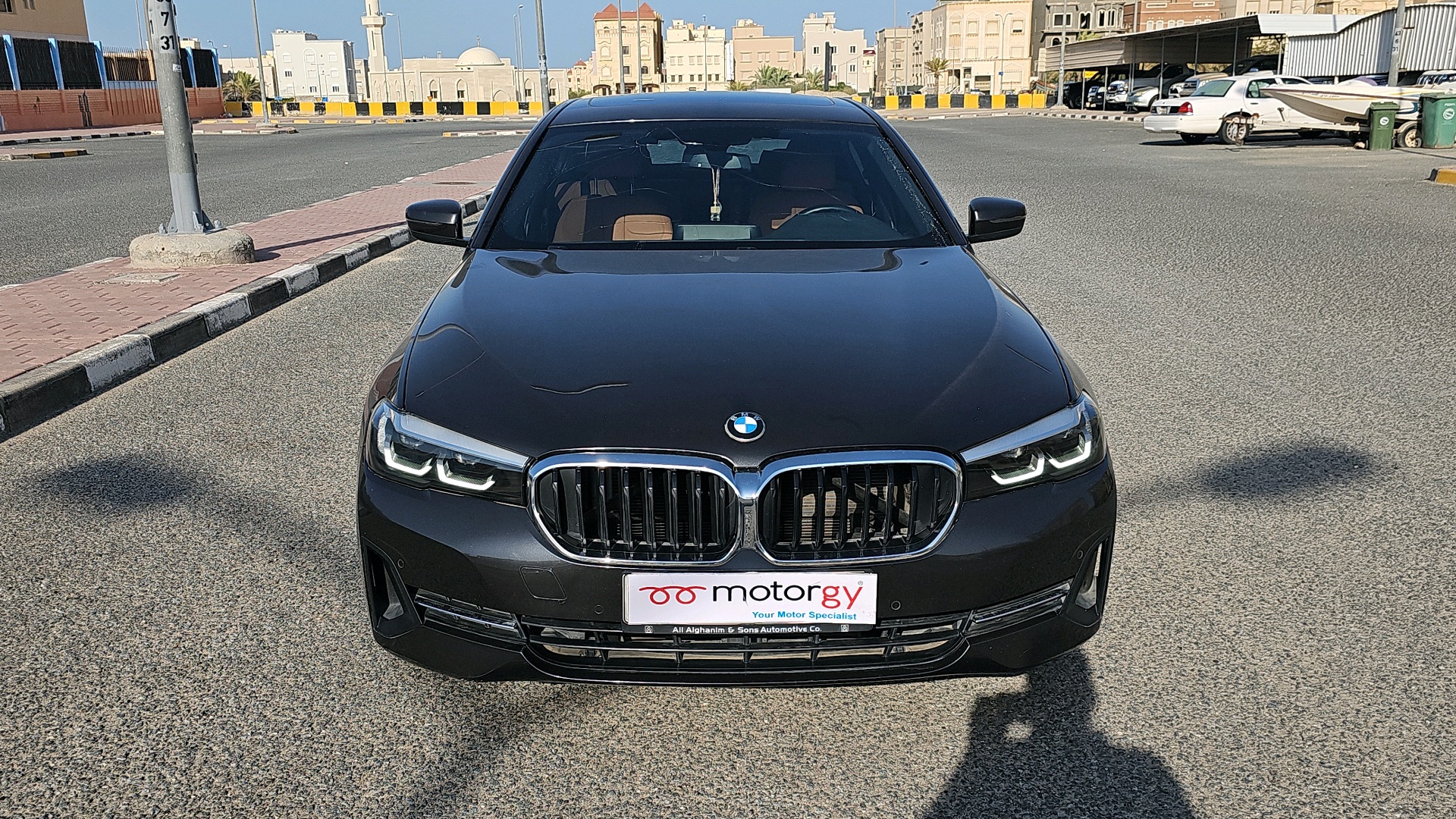 موتورجي | بي إم دبليو؜ 520i؜ 2021