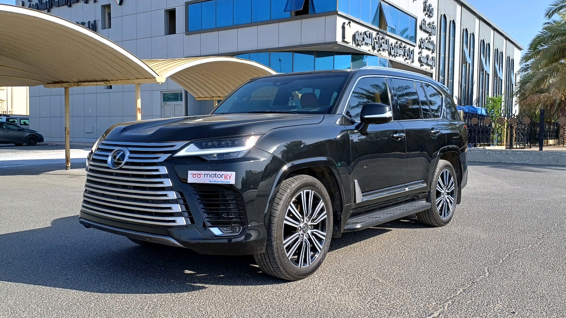 موتورجي | لكزس؜ LX600؜ 2024