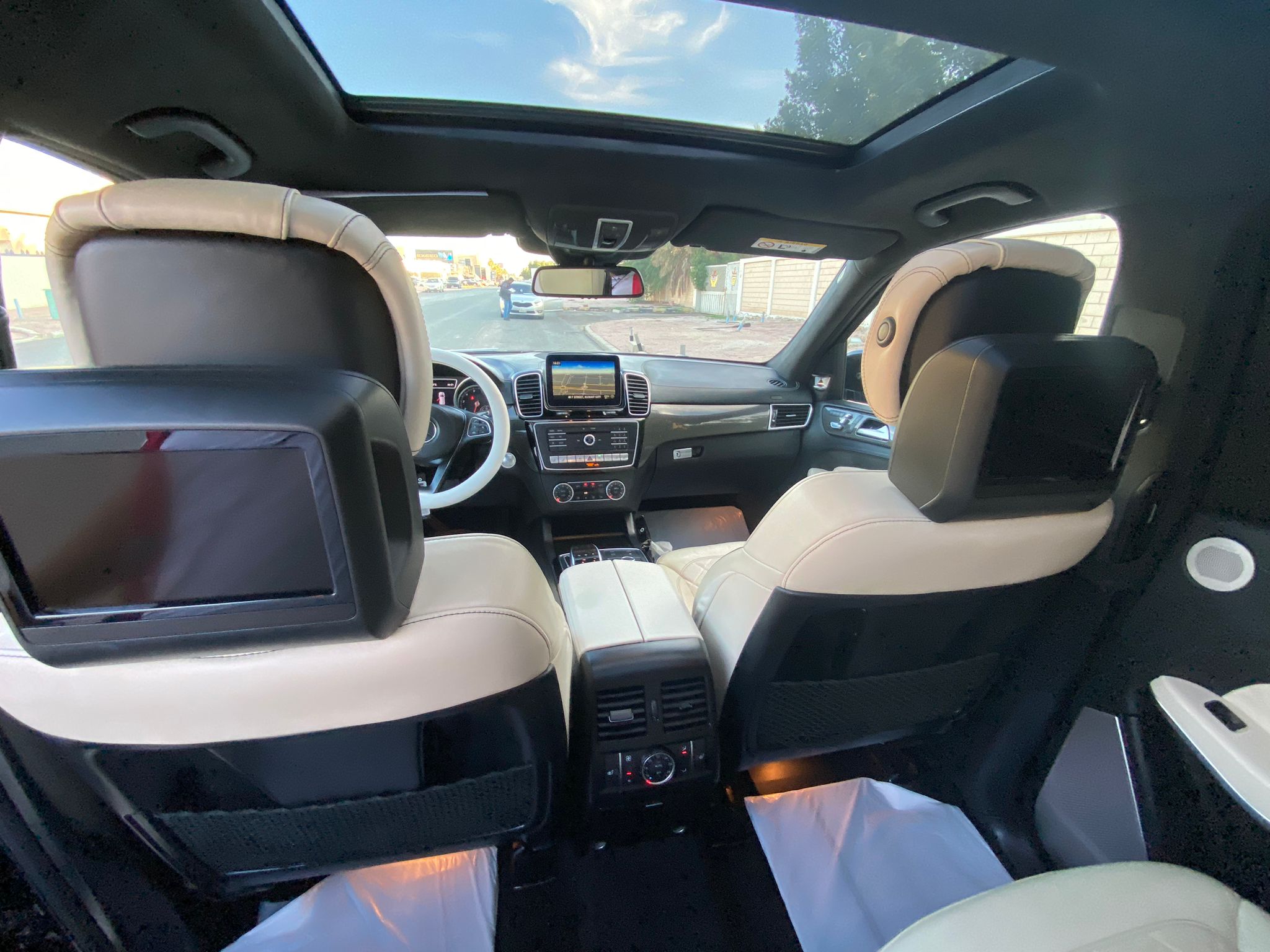 Motorgy | Mercedes-Benz؜ GLS500؜ 2017