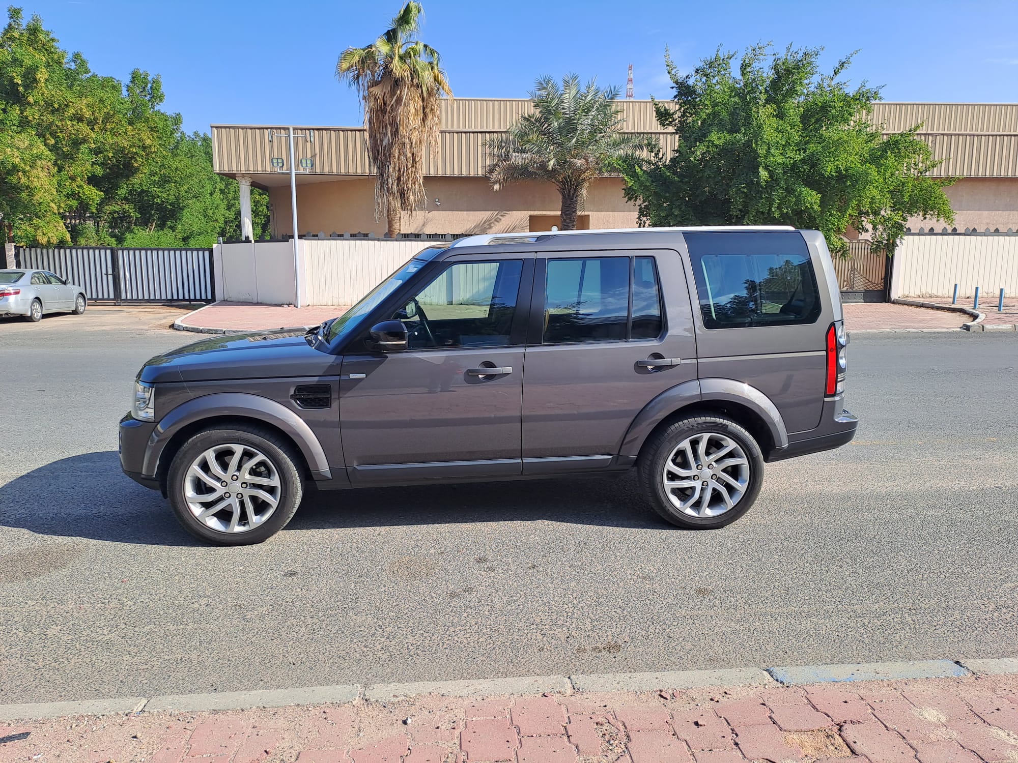 Motorgy | Land Rover؜ LR4؜ 2016
